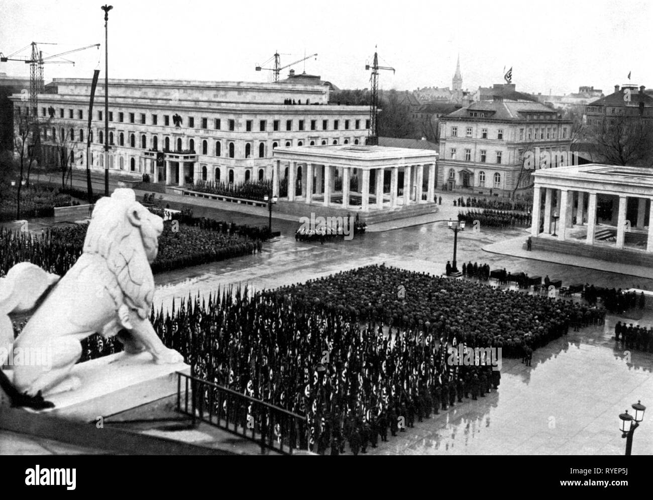 Remembrance to the beer hall putsch 1923 hi-res stock photography and ...