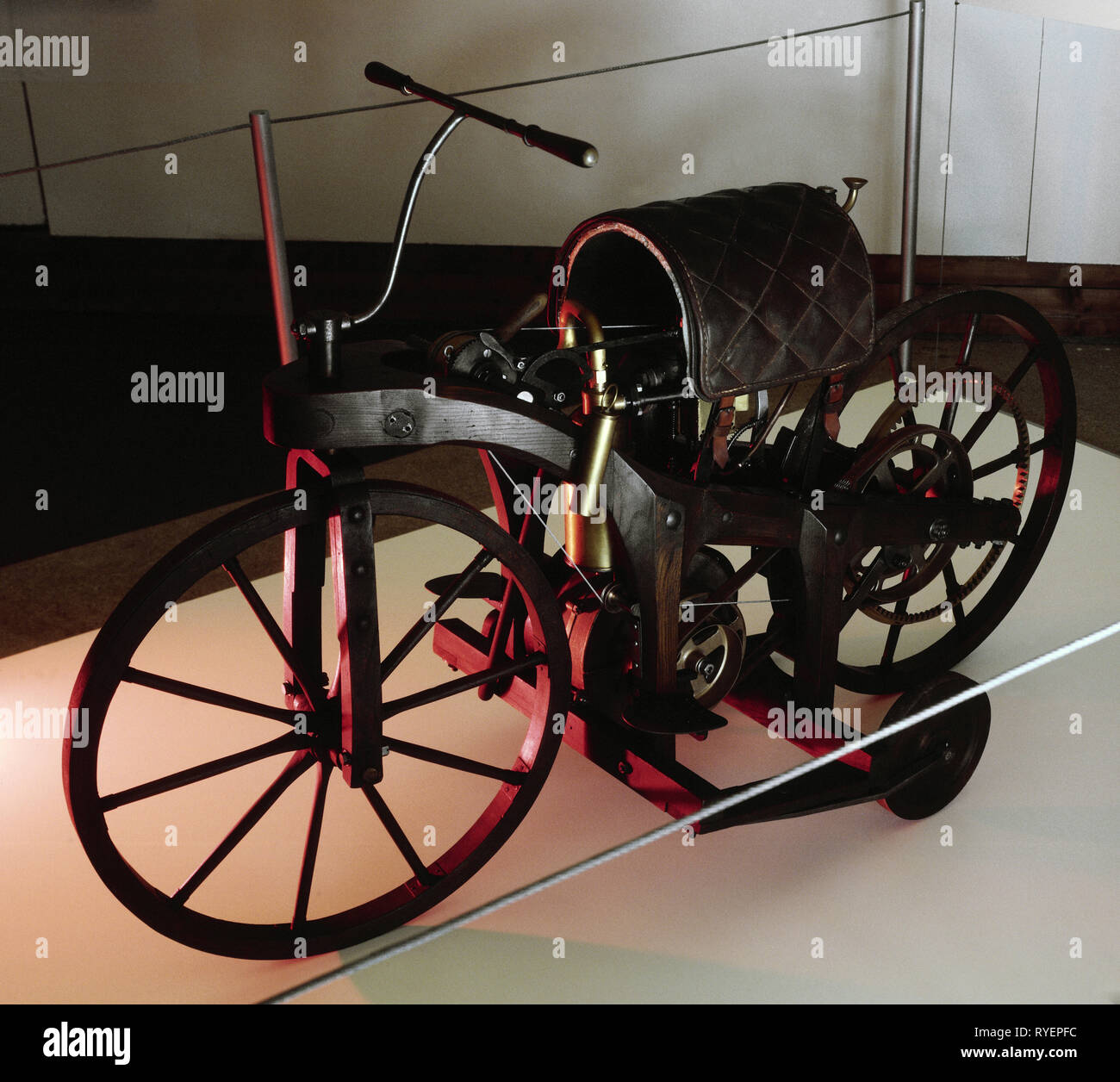 Daimler motorcycle 1885 hi-res stock photography and images - Alamy