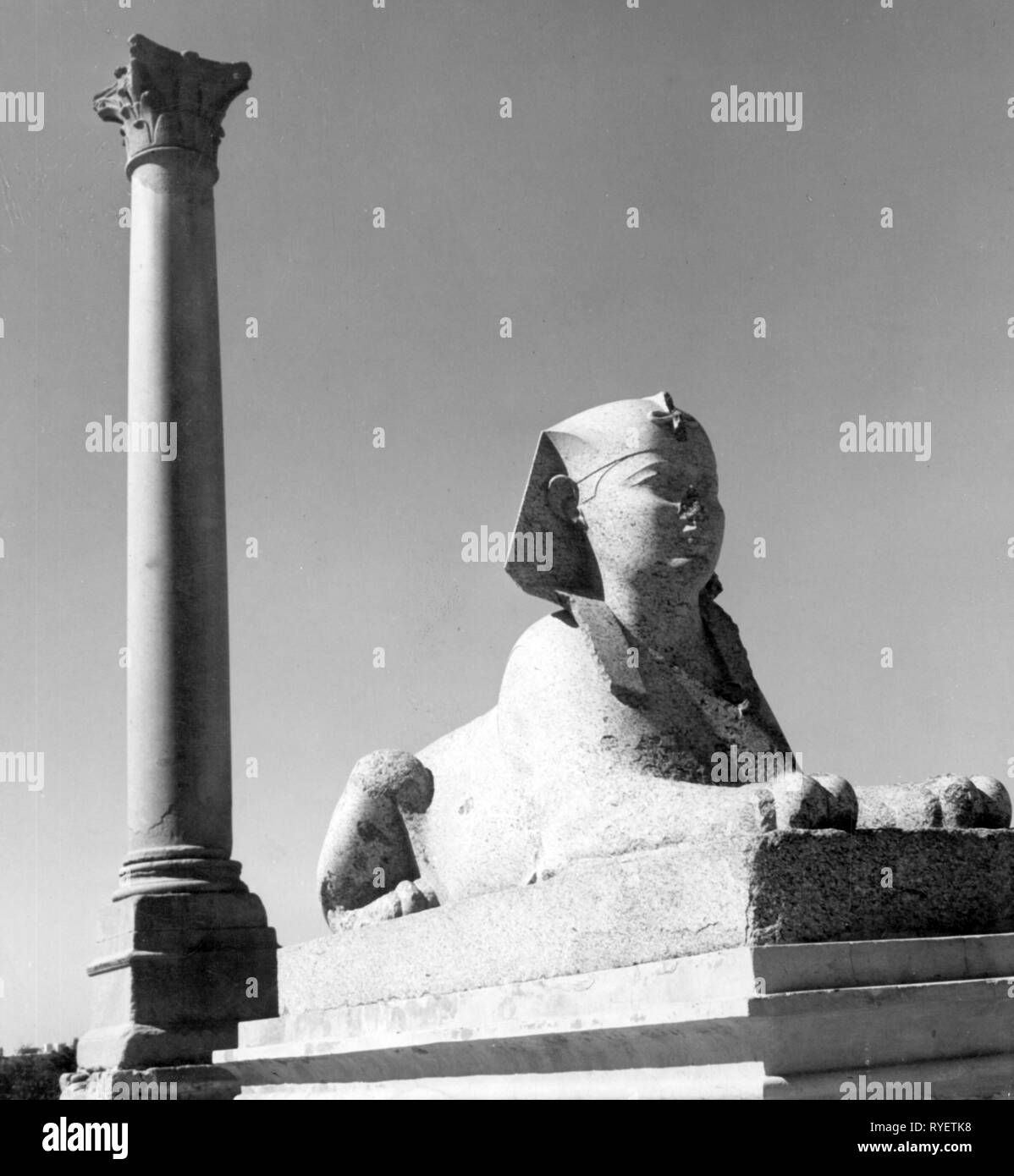 Alexandria pillar hi-res stock photography and images - Alamy