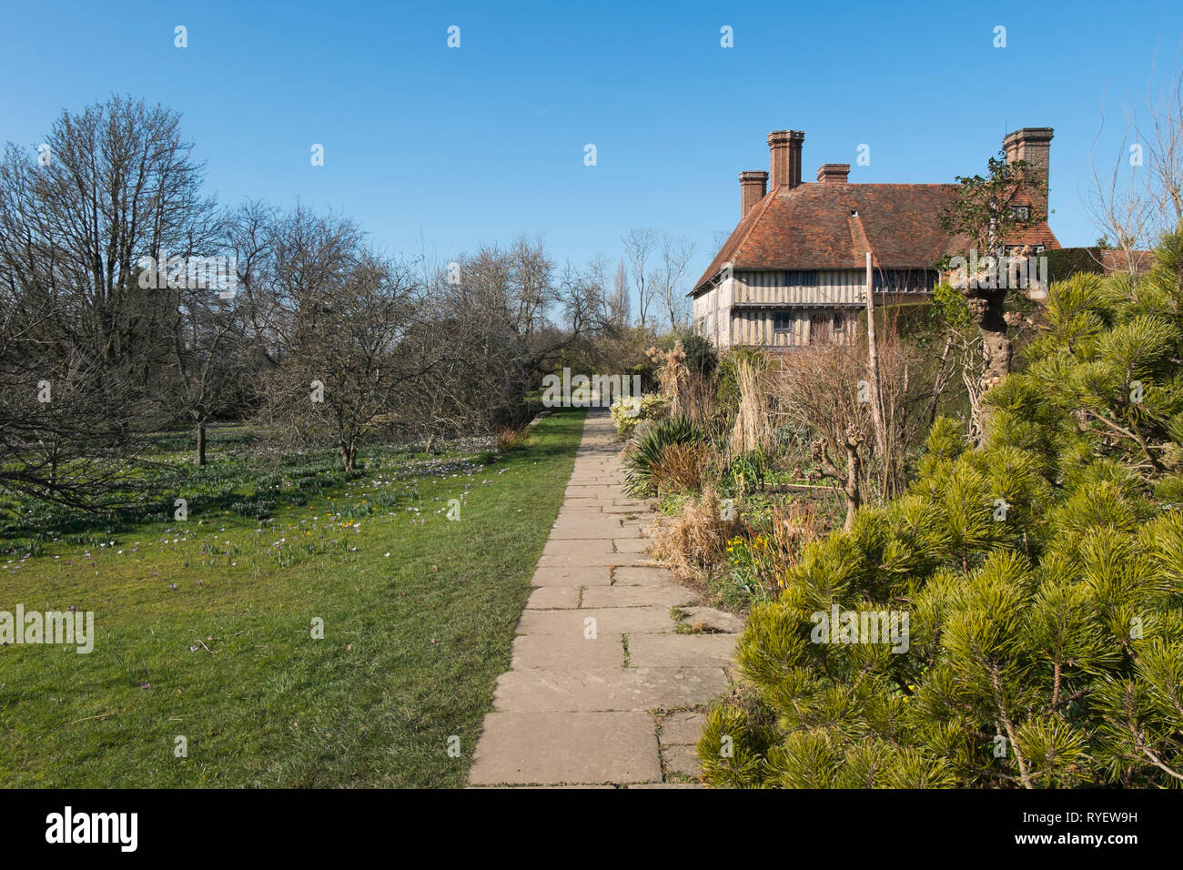 The Long Border at Great Dixter in Northiam, East Sussex, England, UK ...