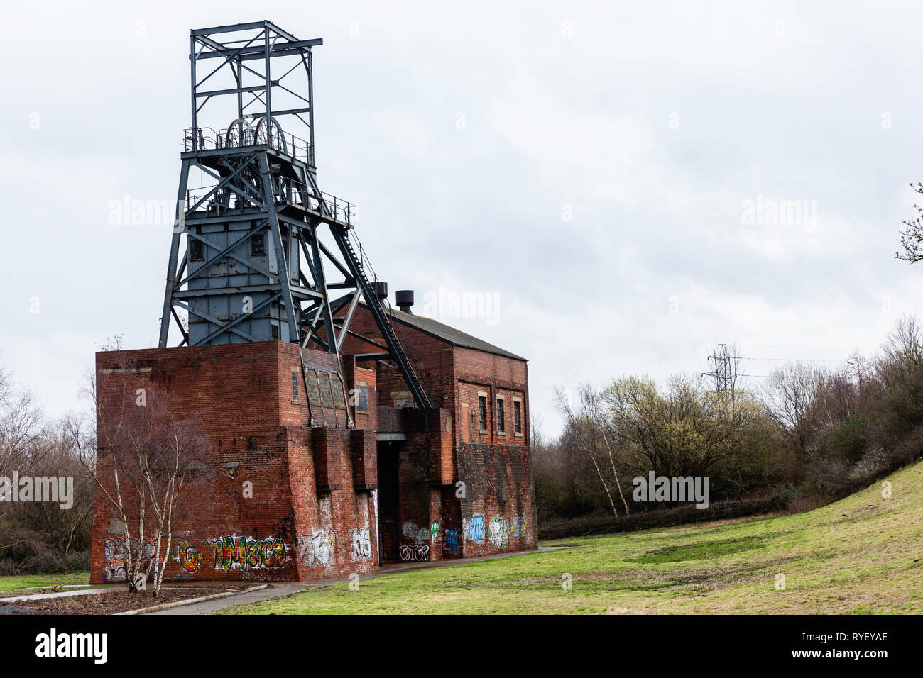 Barnsley main colliery barnsley south hi-res stock photography and ...