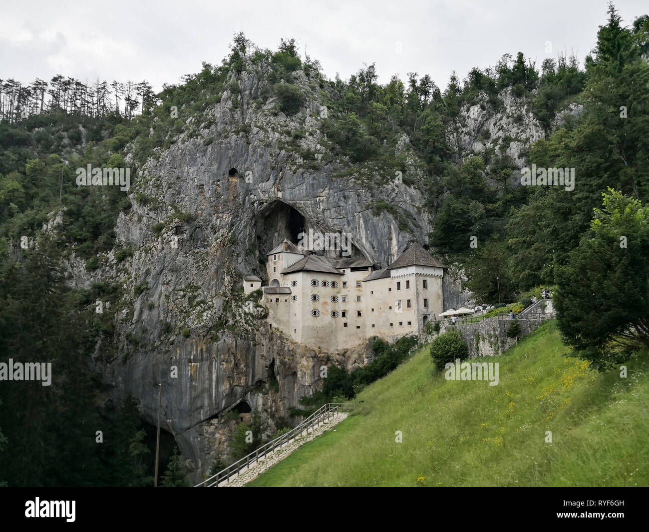 Historic castle predjamski grad hi-res stock photography and images - Alamy