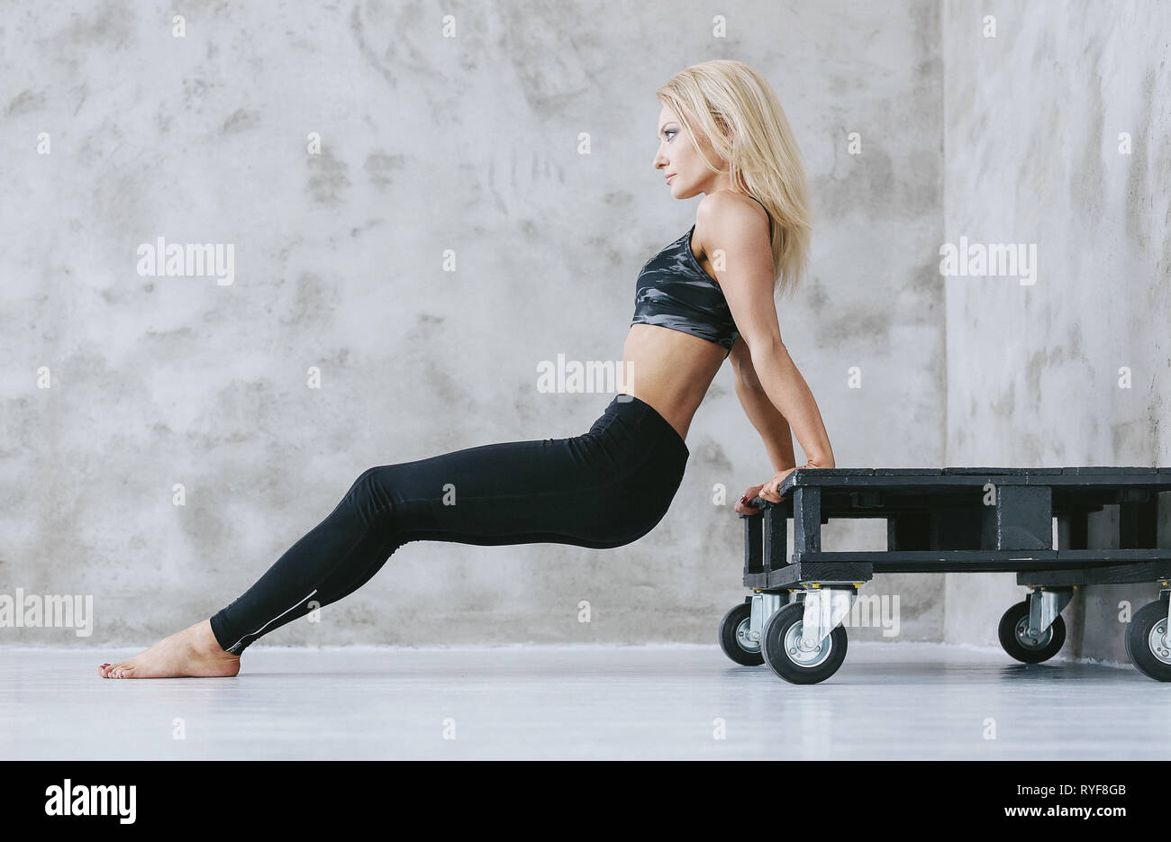 Athlete with fit body Stock Photo - Alamy