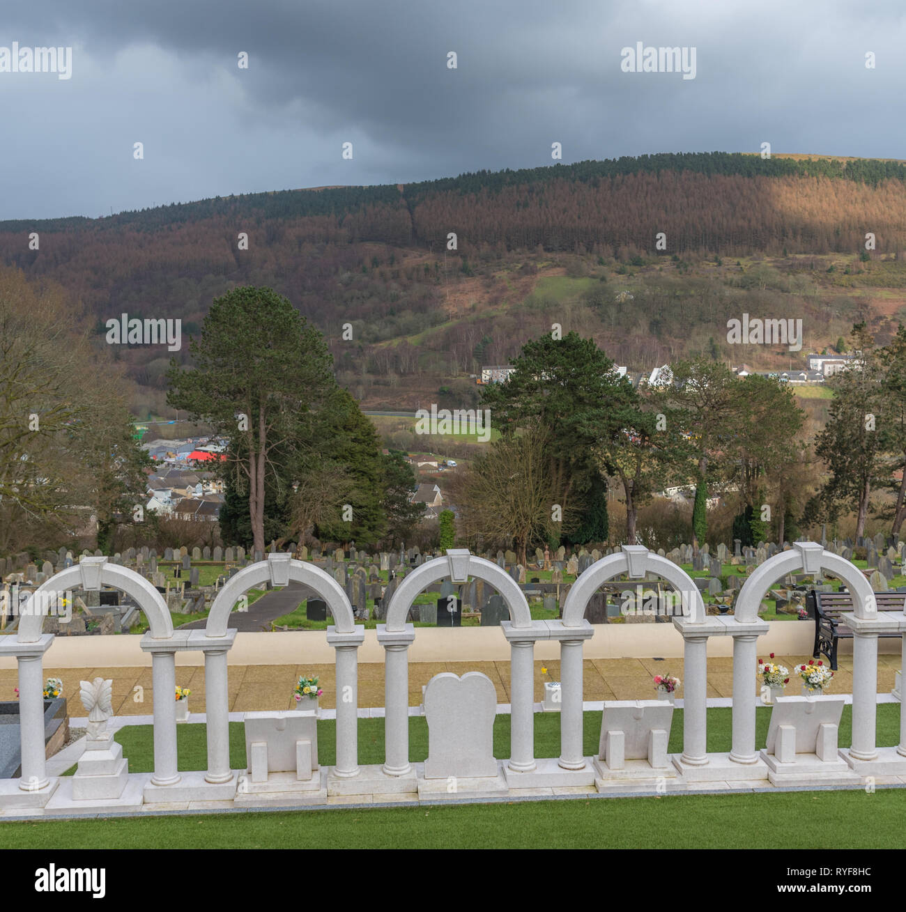Aberfan disaster 1966 hi-res stock photography and images - Alamy