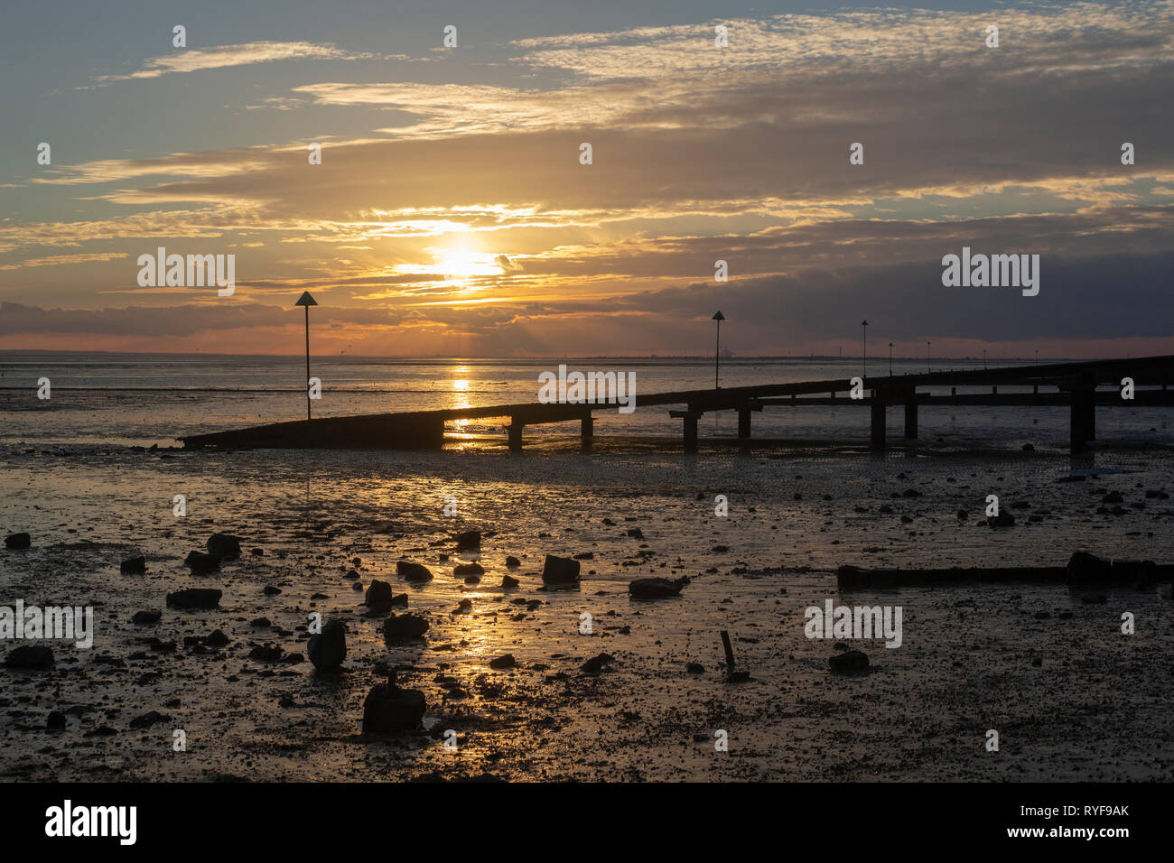 Sunset at Southend-on-Sea, Essex, England Stock Photo - Alamy