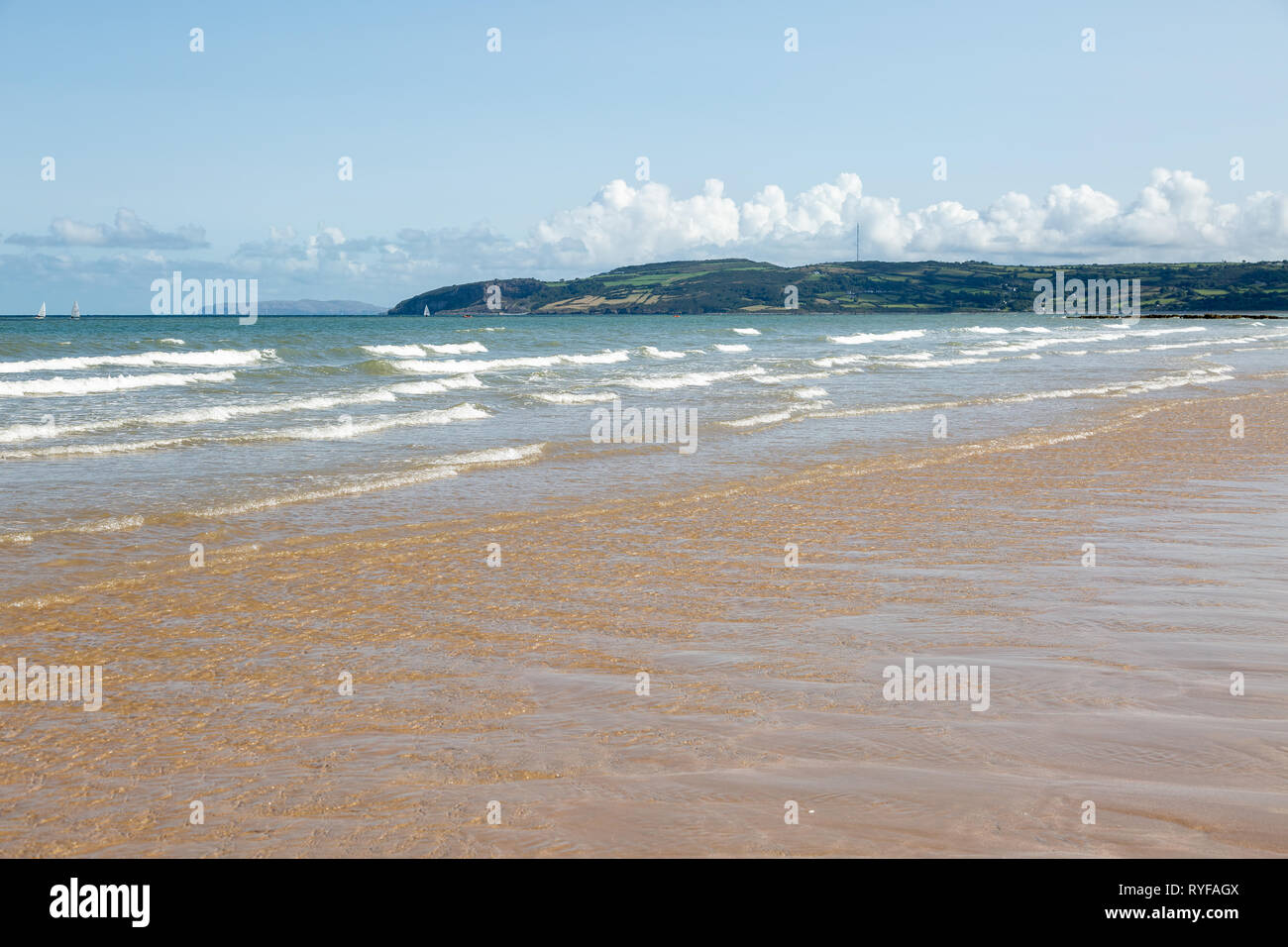 Benllech bay hi-res stock photography and images - Alamy