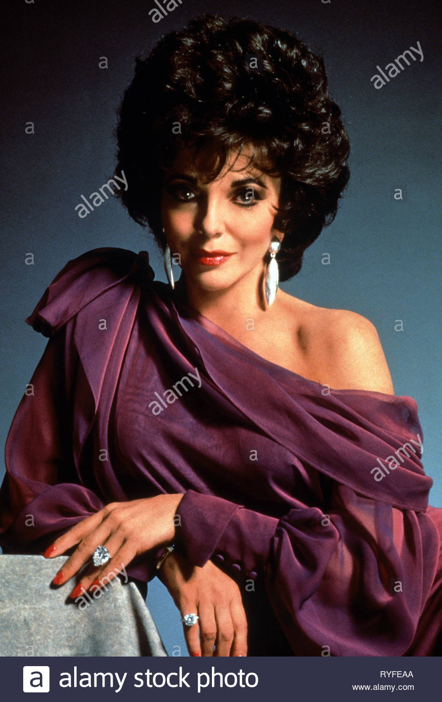 Dynasty Joan Collins High Resolution Stock Photography and Images - Alamy