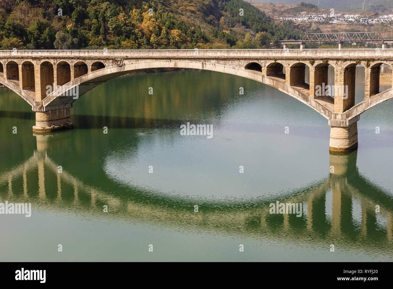 ancient stone bridge over River, beautiful bridge Stock Photo - Alamy