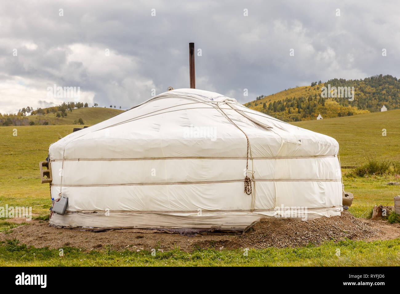 Mongolian ger hi-res stock photography and images - Alamy