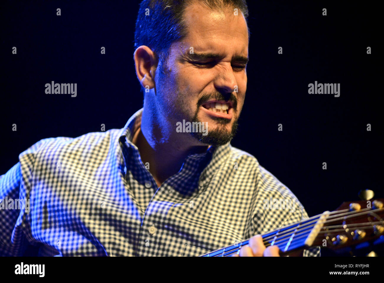 Charlie Hunter Guitar Solo High Resolution Stock Photography and Images ...