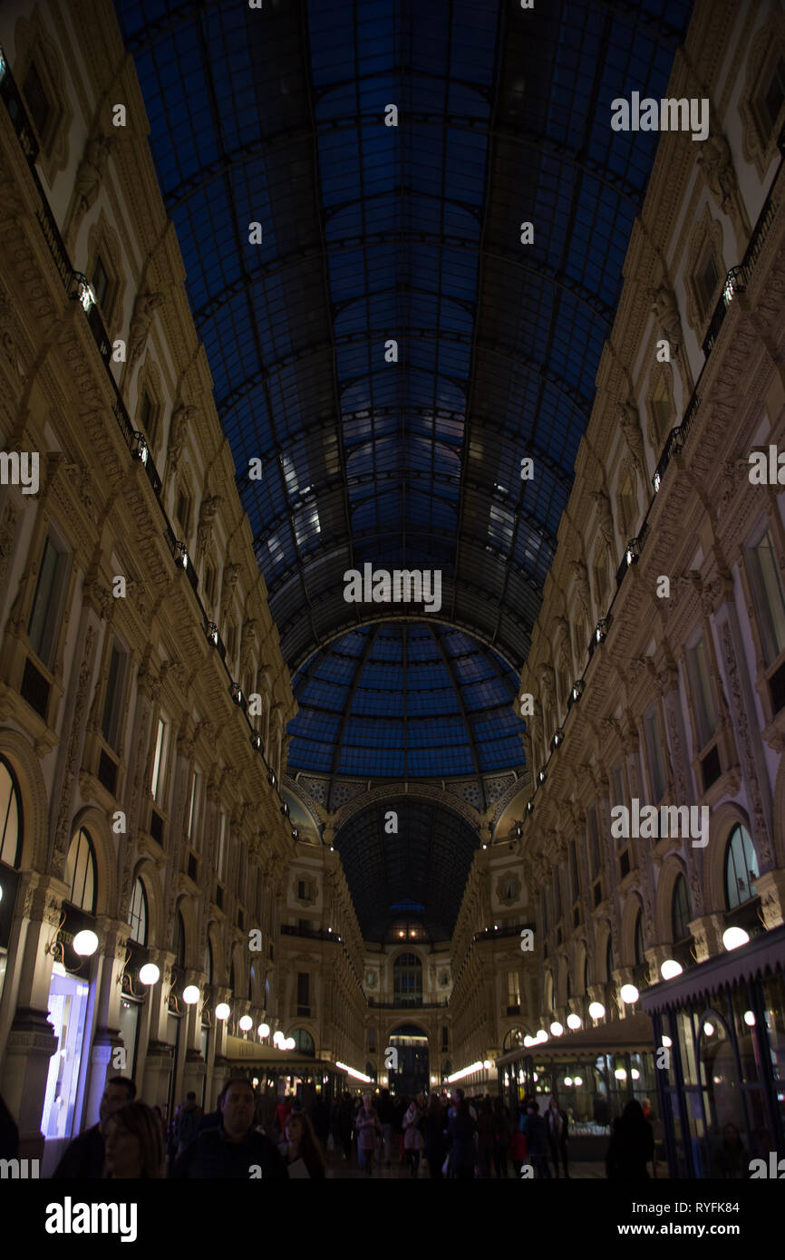 Quadrilatero d’oro milan hi-res stock photography and images - Alamy