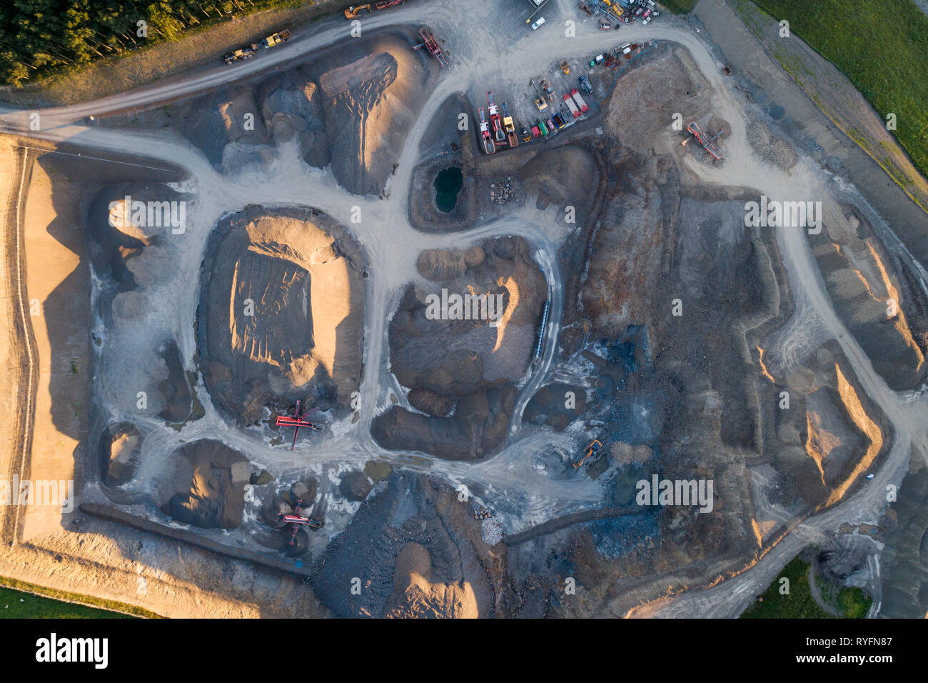 Bituminous aggregate hi-res stock photography and images - Alamy