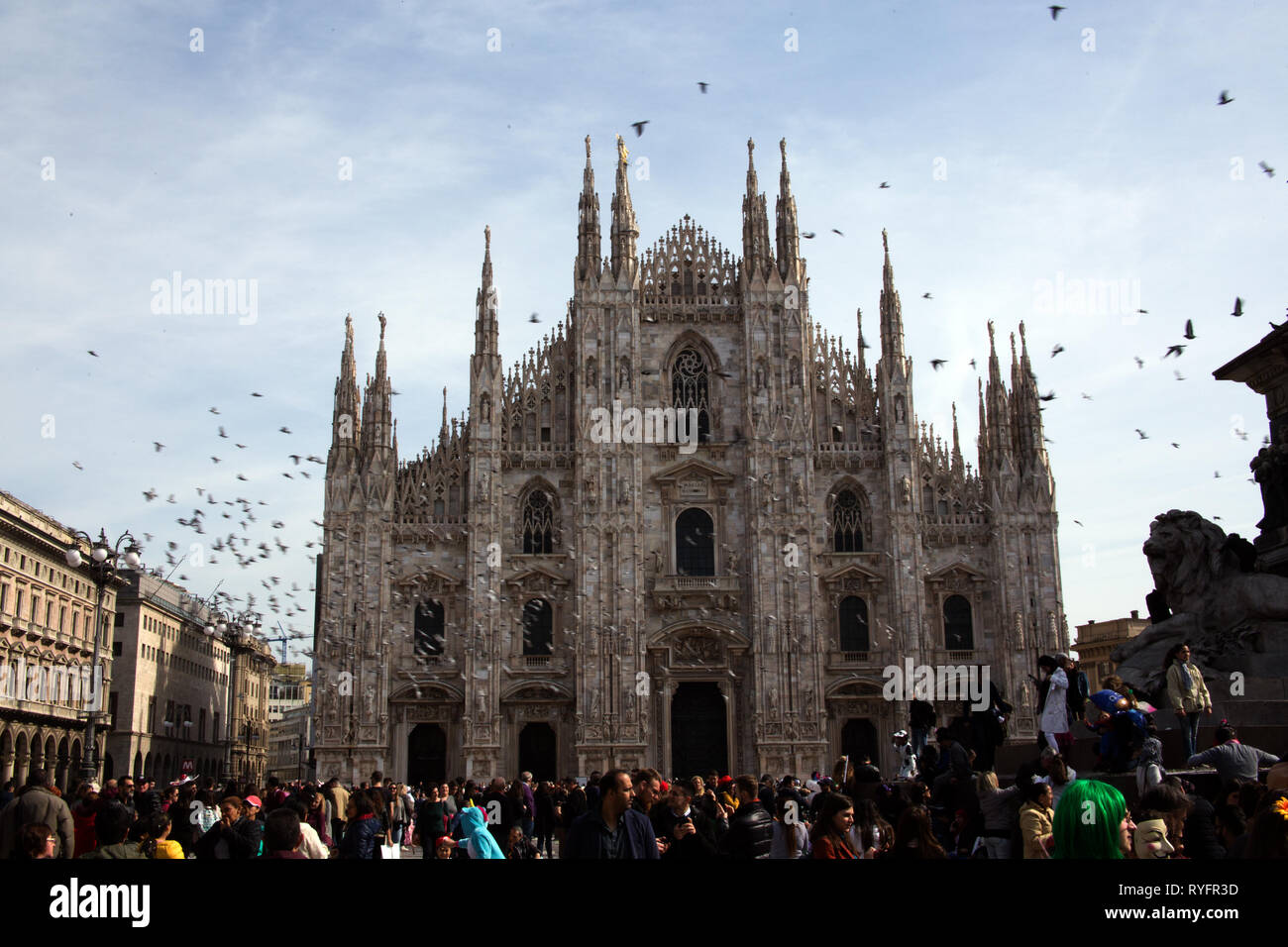 Flock of pigeons flying over Milan Cathedral - Duomo di Milano - Milan ...