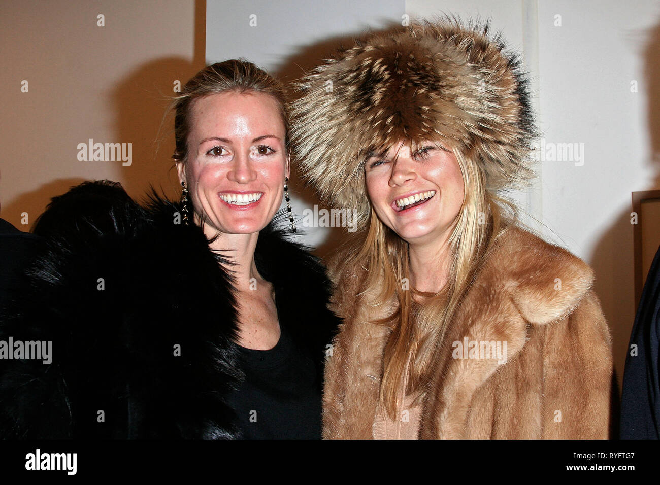 Schelter hi-res stock photography and images - Alamy