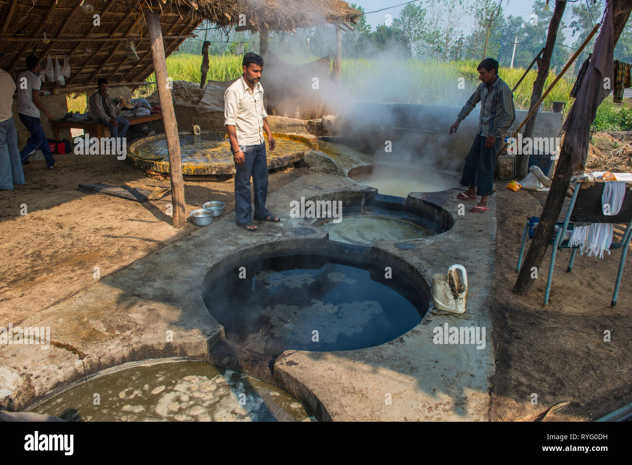 Boiling the sugar cane juice hi-res stock photography and images - Alamy