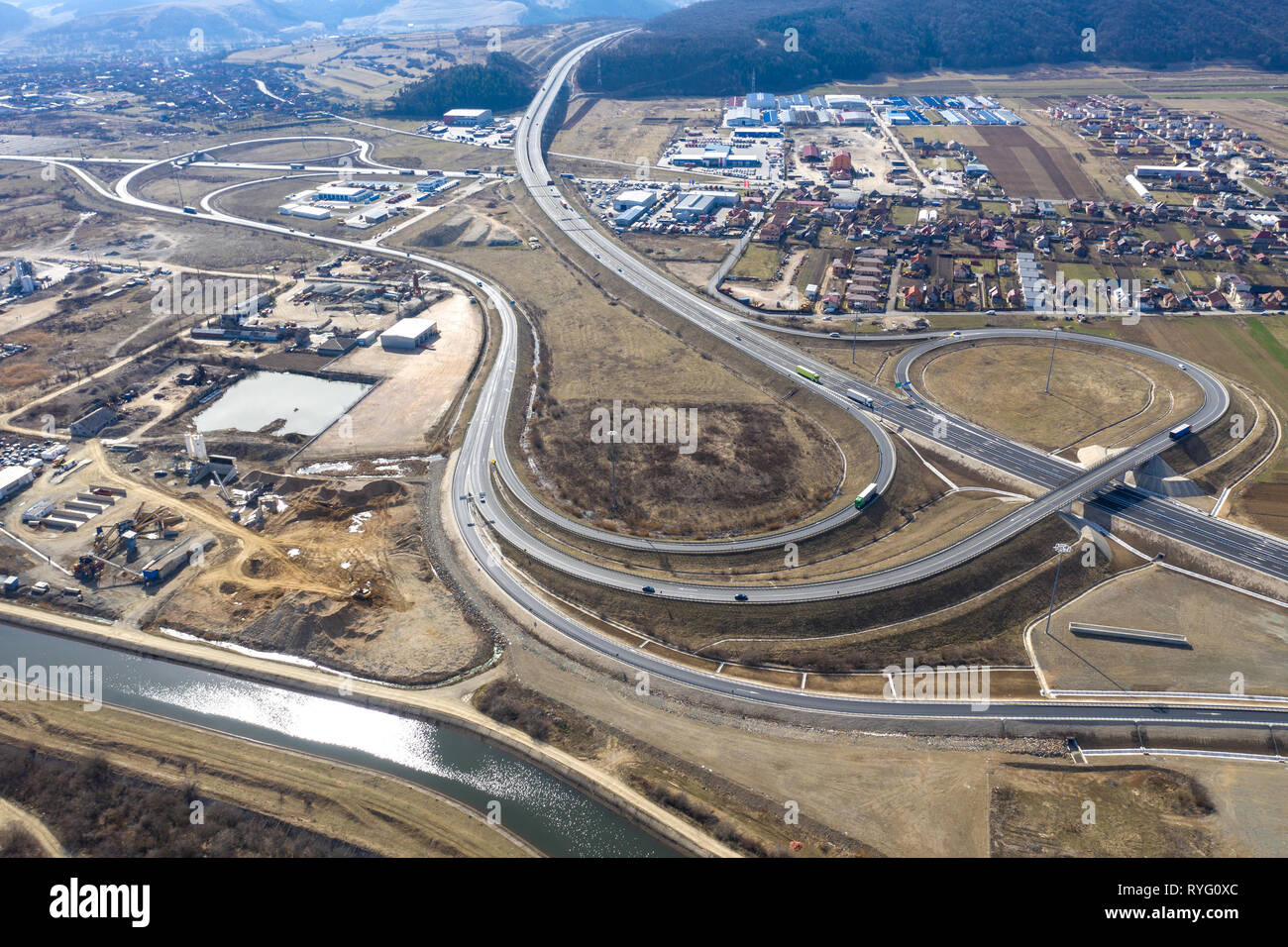 View highway intersection fast traffic hi-res stock photography and ...