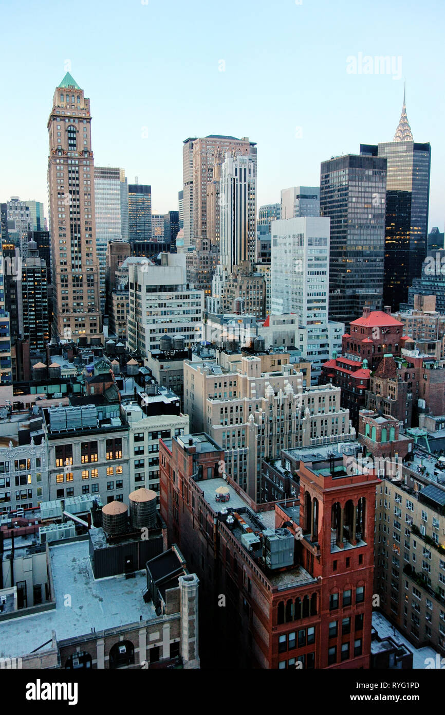 Manhattan famous destination hi-res stock photography and images - Alamy