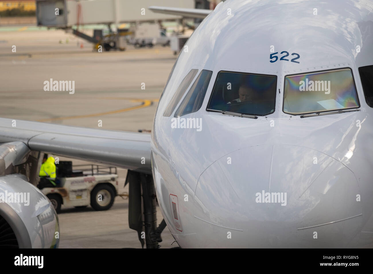 Pilot prepares Passenger jet for takeoff Stock Photo - Alamy