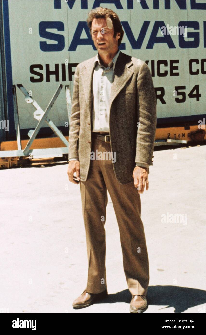 CLINT EASTWOOD, MAGNUM FORCE, 1973 Stock Photo - Alamy