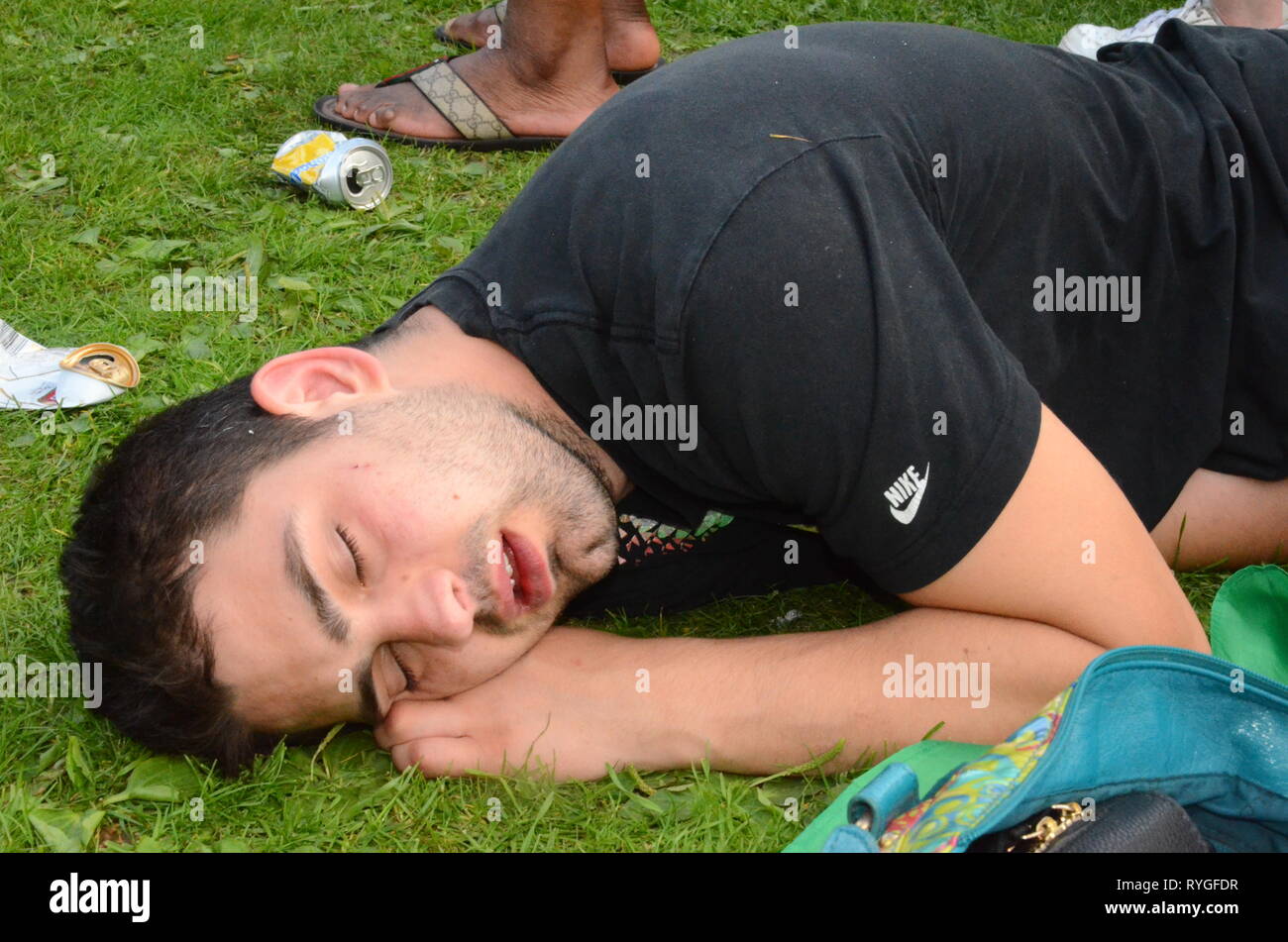 Overdosed ambulance hi-res stock photography and images - Alamy