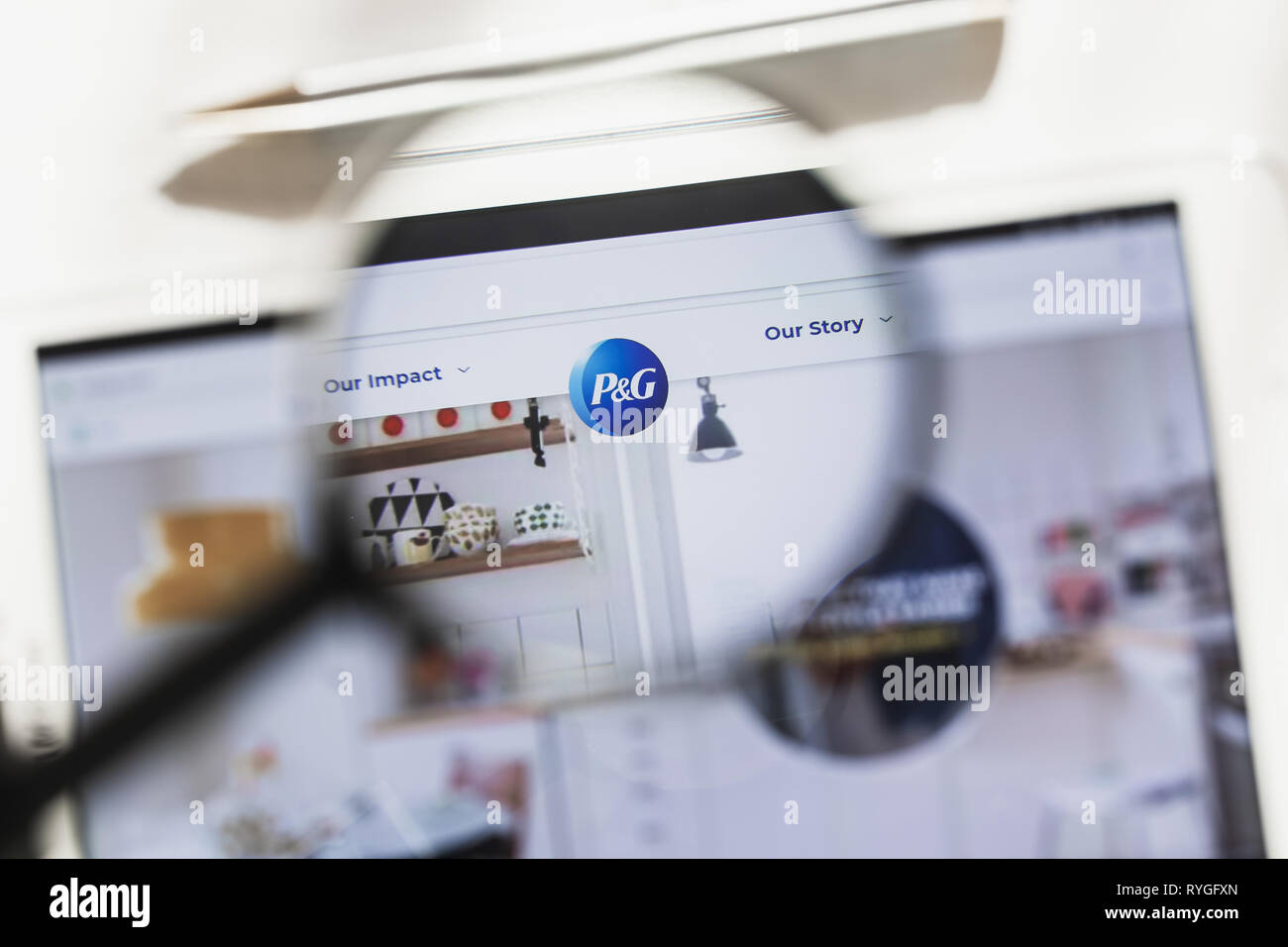 Procter and gamble products hi-res stock photography and images - Alamy