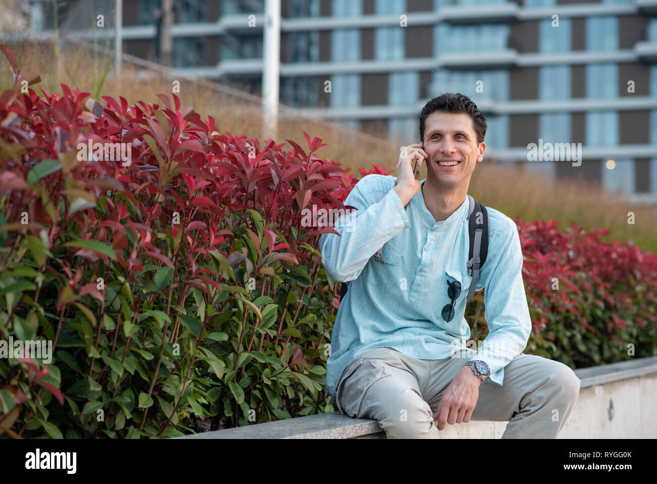 Man talking on his mobile hi-res stock photography and images - Alamy