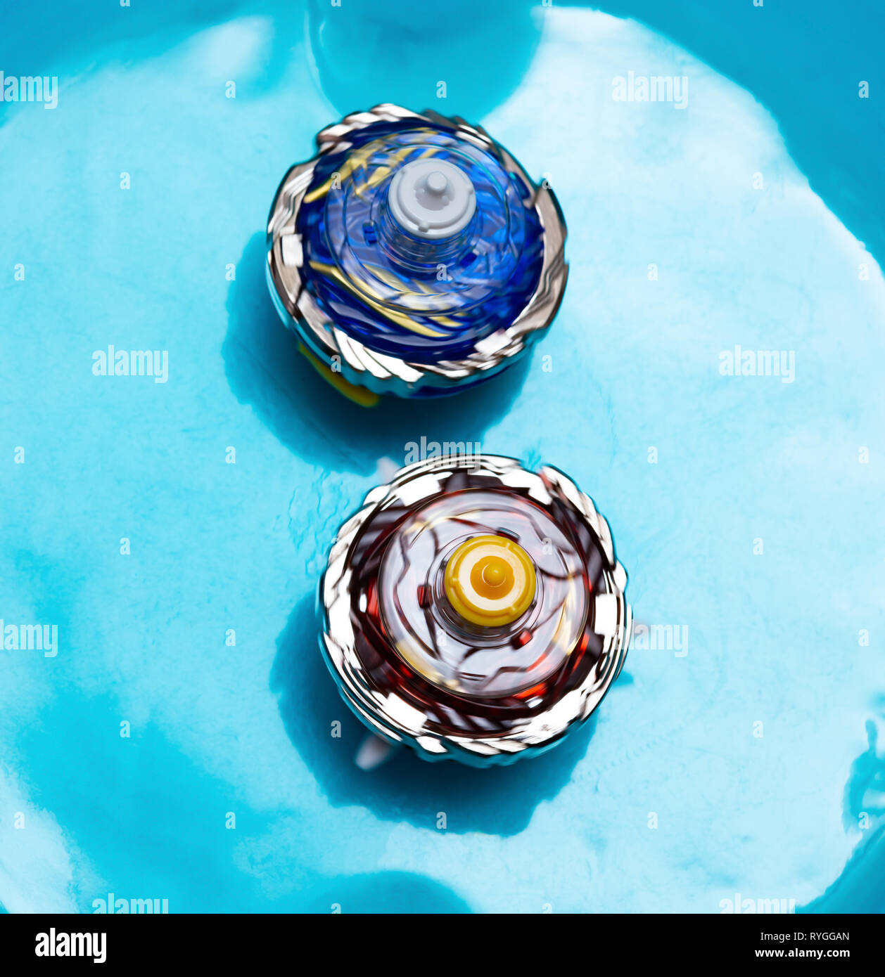 Children spinning circle hi-res stock photography and images - Alamy