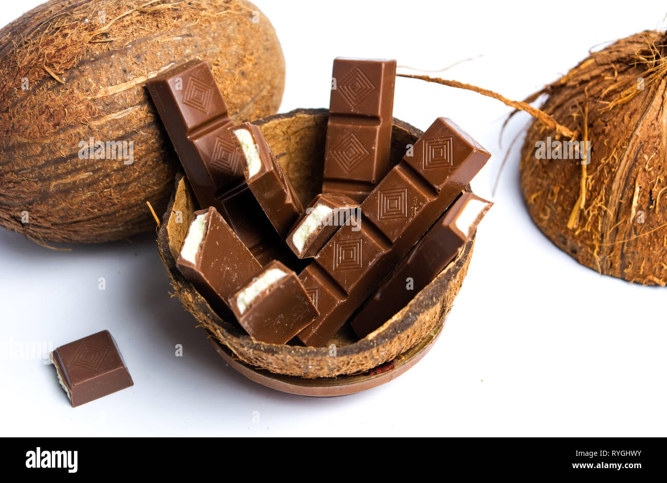 Candy chocolate shell hi-res stock photography and images - Alamy
