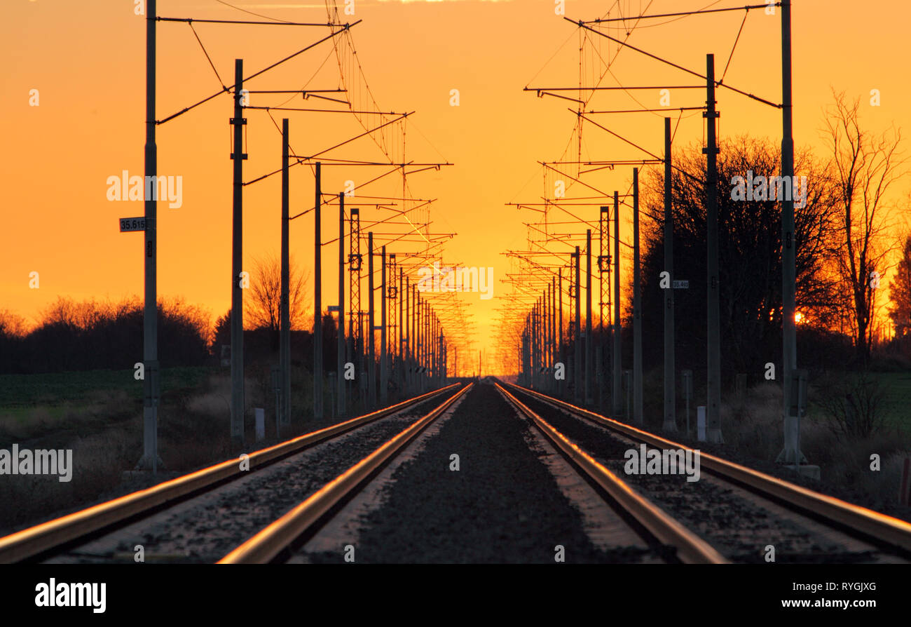 Railroad railway hi-res stock photography and images - Alamy