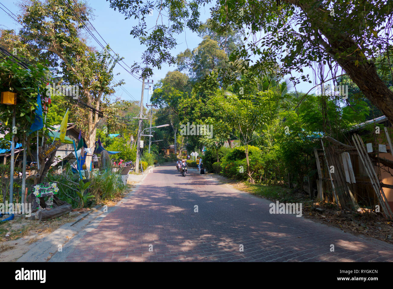 Koh phe phe hi-res stock photography and images - Alamy