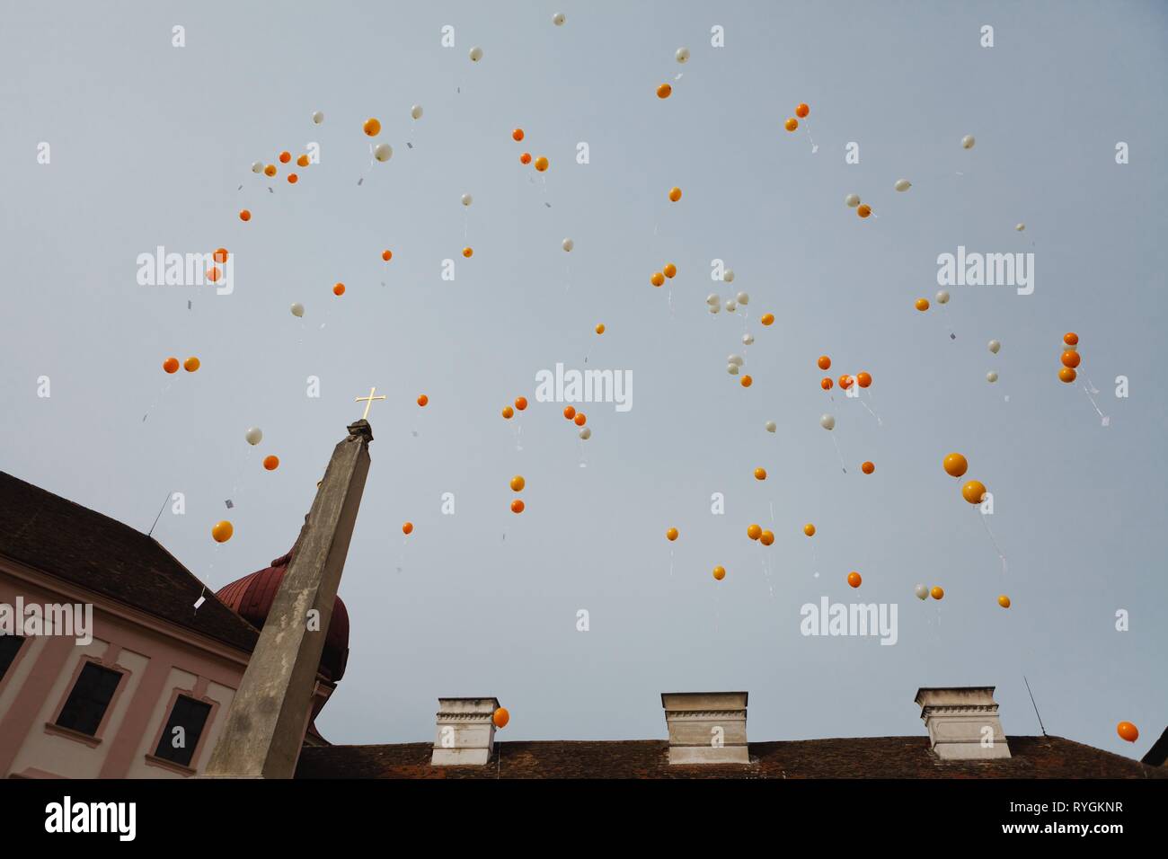 Balloons release festival hi-res stock photography and images - Alamy