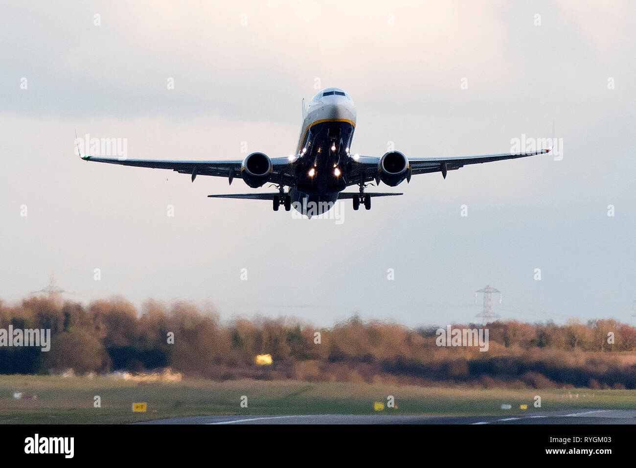 Boeing 737 max 4 hi-res stock photography and images - Alamy