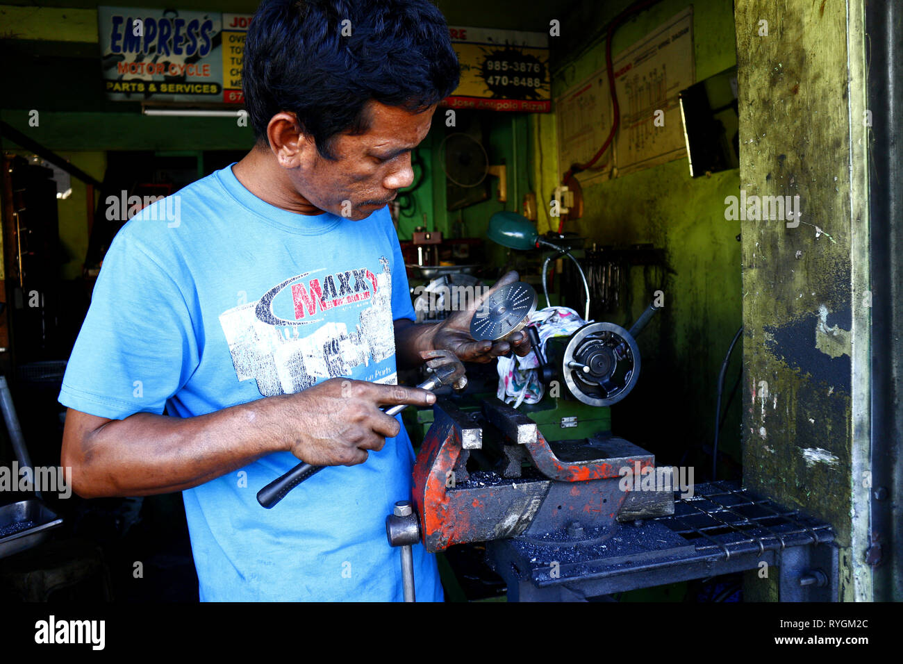 Filipino metal work hi-res stock photography and images - Alamy