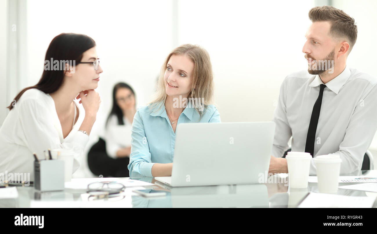 employees in the workplace in the office Stock Photo - Alamy