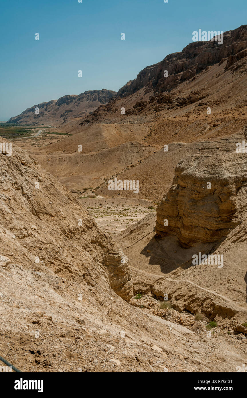 Qumran Cave 4, site of the discovery of the Dead Sea Scrolls in Qumran ...