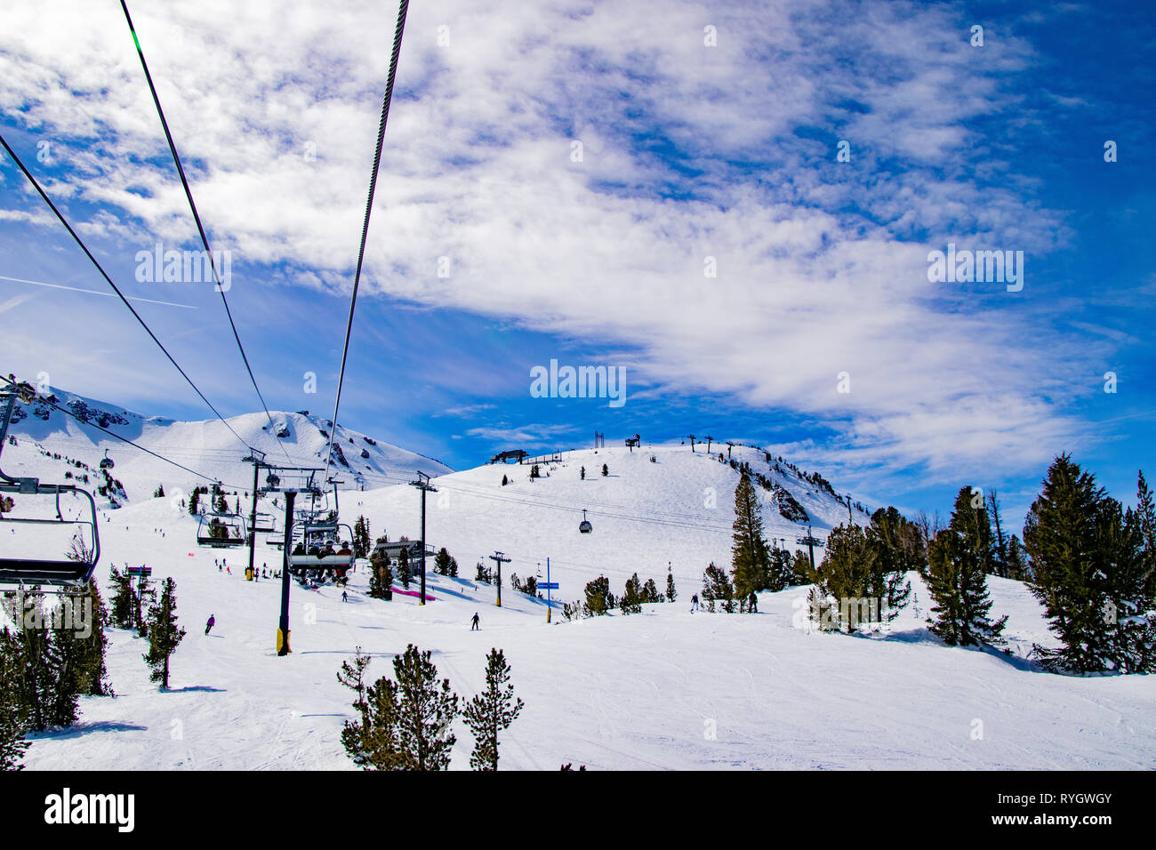 Mammoth mountain ski lift hi-res stock photography and images - Alamy