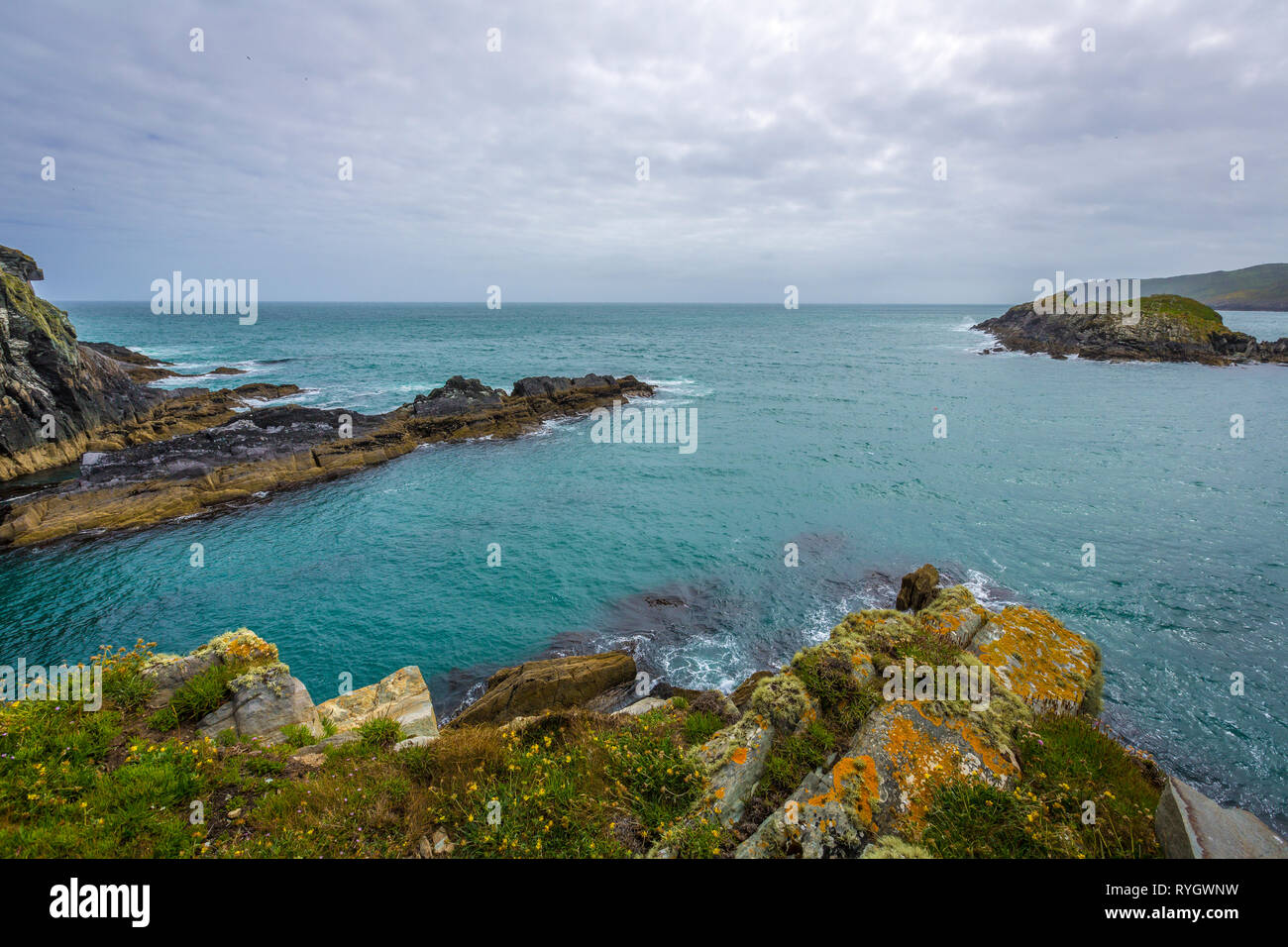 Sherkin island abbey hi-res stock photography and images - Alamy