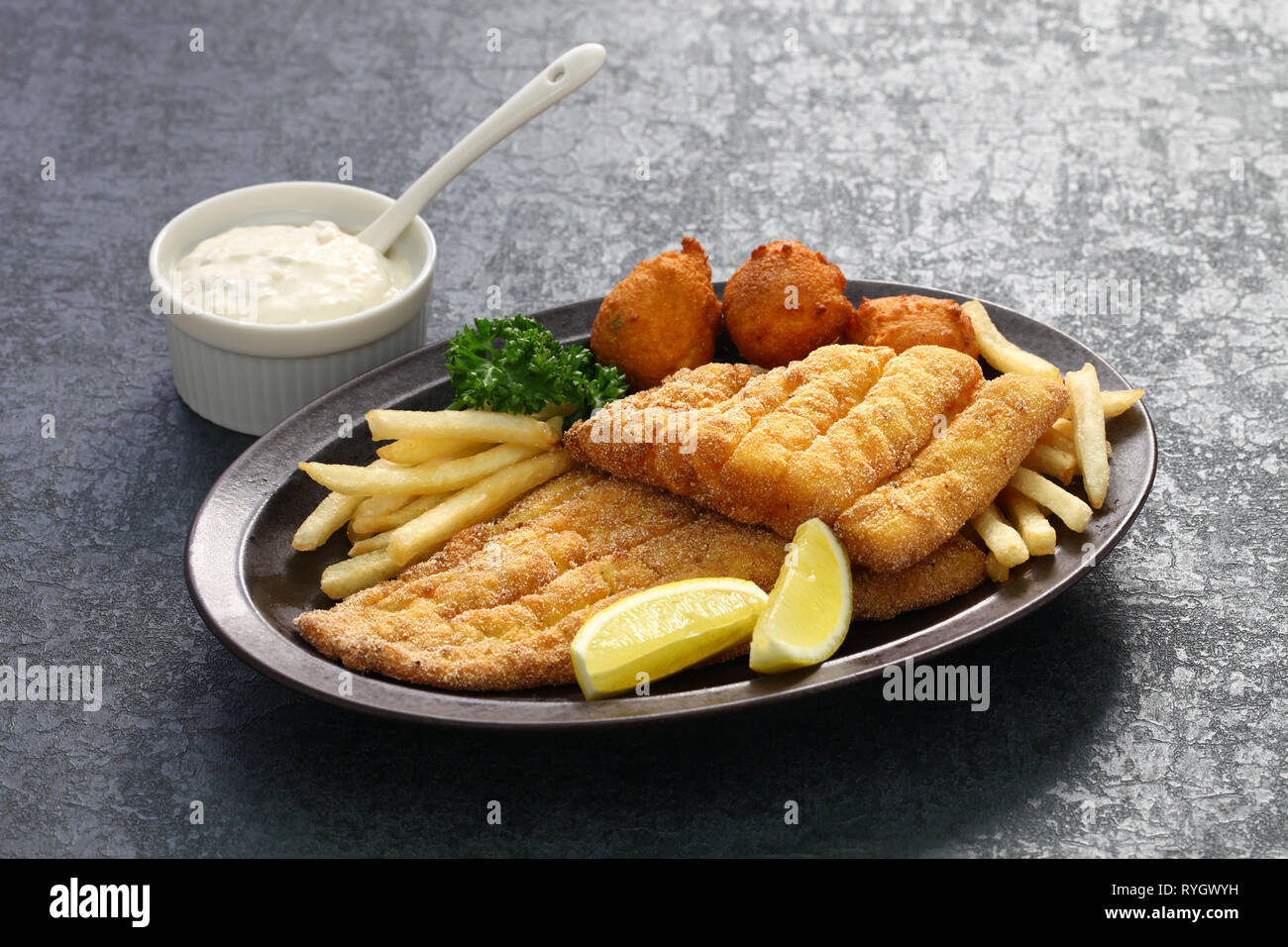 southern fried fish plate, american cuisine Stock Photo - Alamy