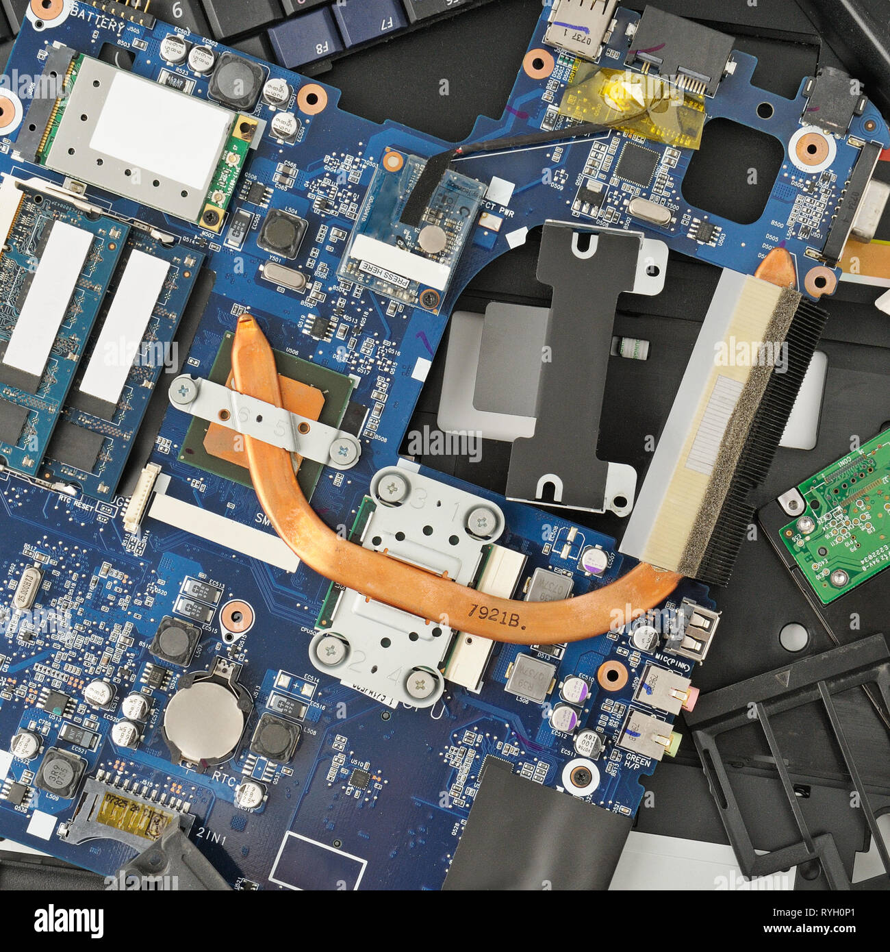 Damaged computer hi-res stock photography and images - Alamy