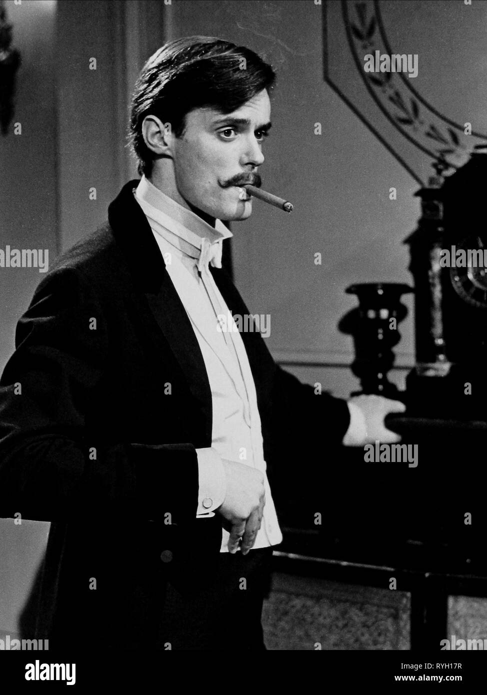 Simon williams hi-res stock photography and images - Alamy