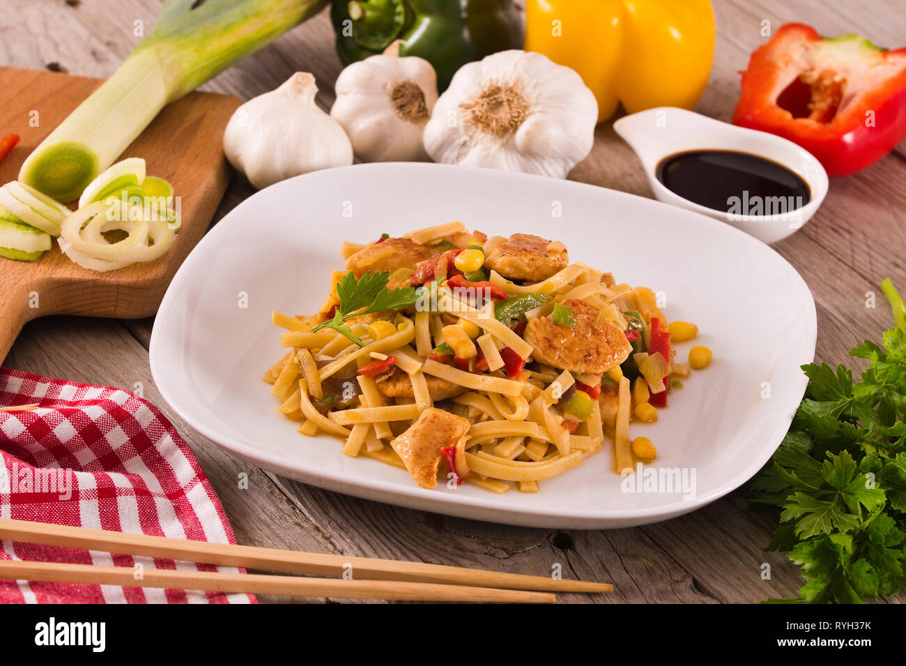 Bami goreng hi-res stock photography and images - Alamy