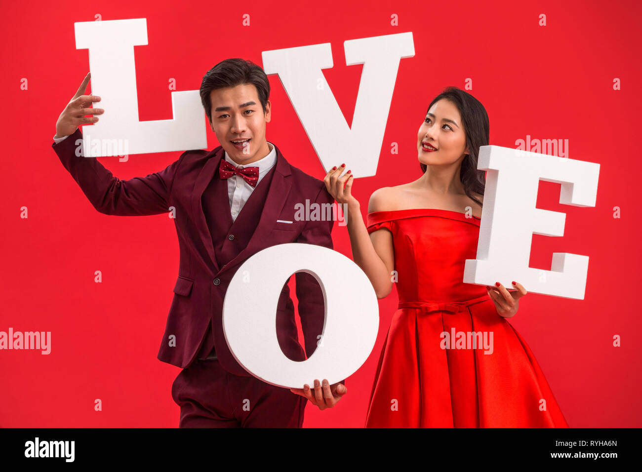 Couple looking best colour hi-res stock photography and images - Alamy