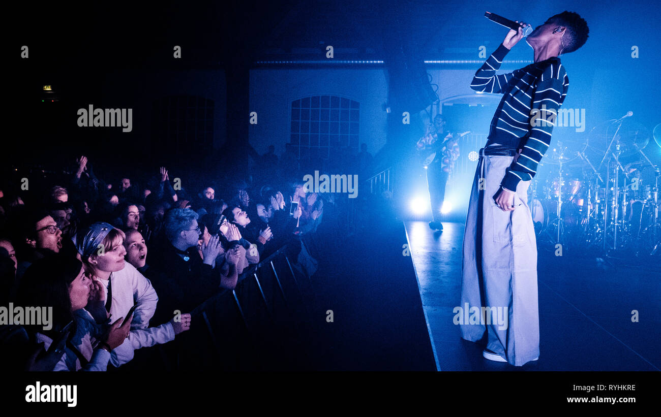 Sydney loren bennett hi-res stock photography and images - Alamy