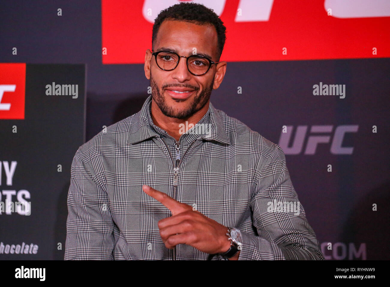 Ufc welterweight hi-res stock photography and images - Alamy