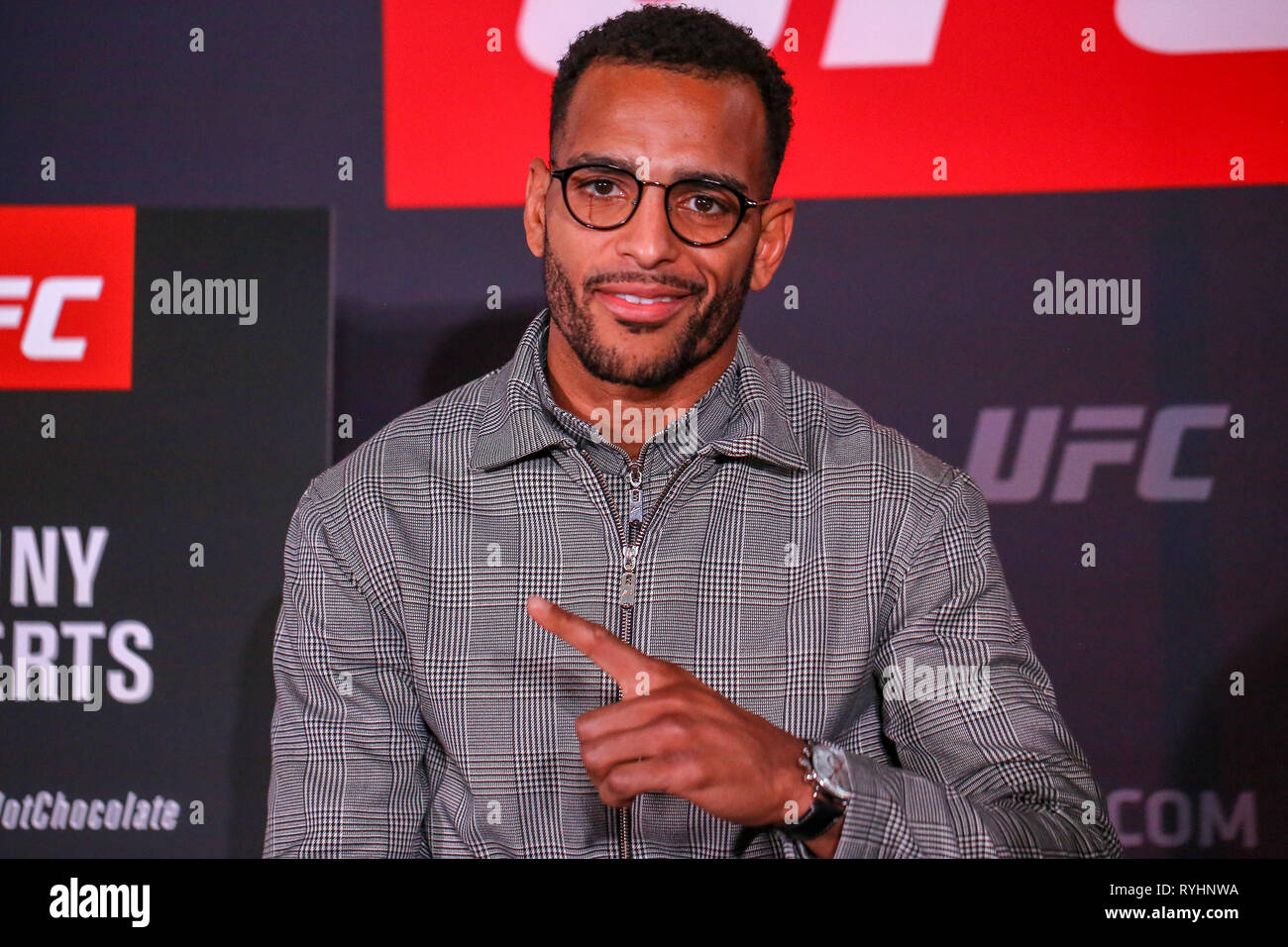 Ufc welterweight hi-res stock photography and images - Alamy