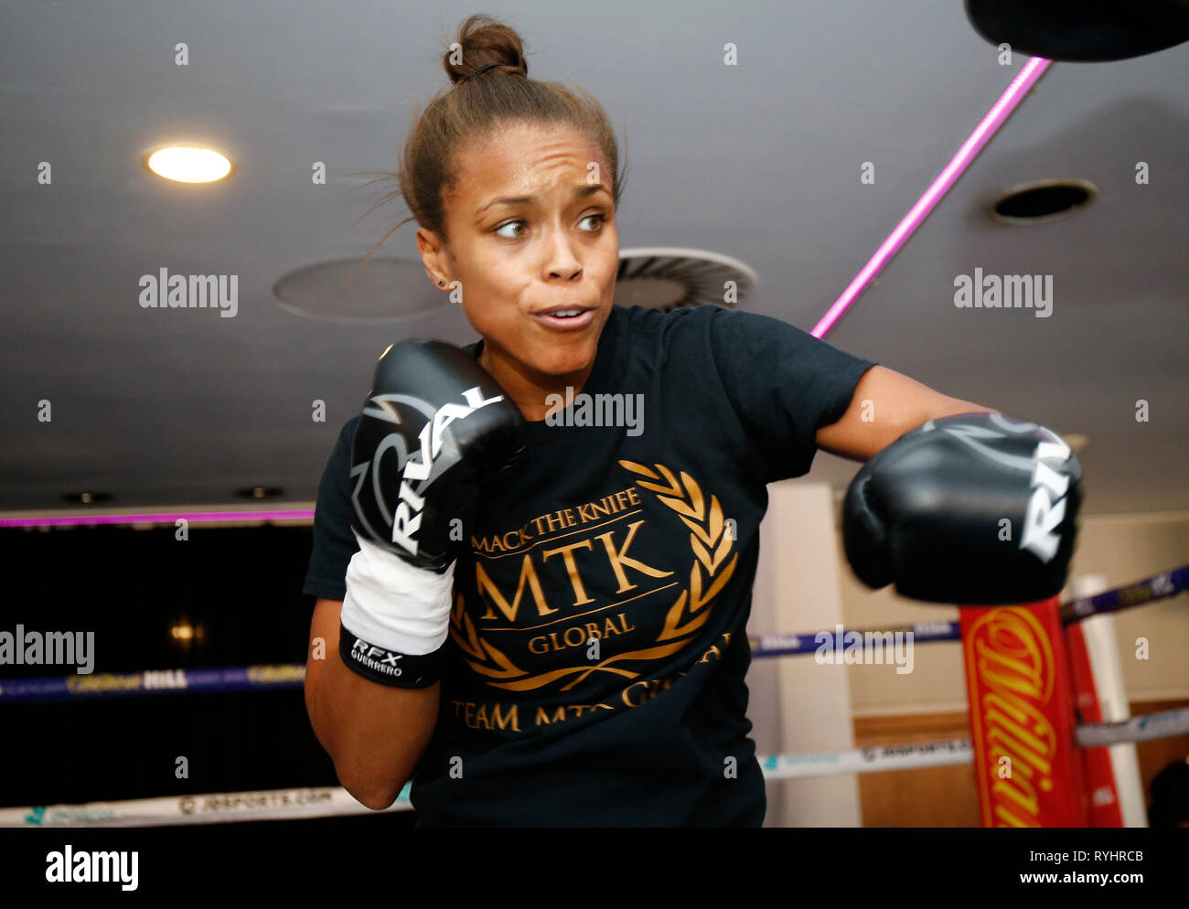 Natasha jones boxing hi-res stock photography and images - Alamy