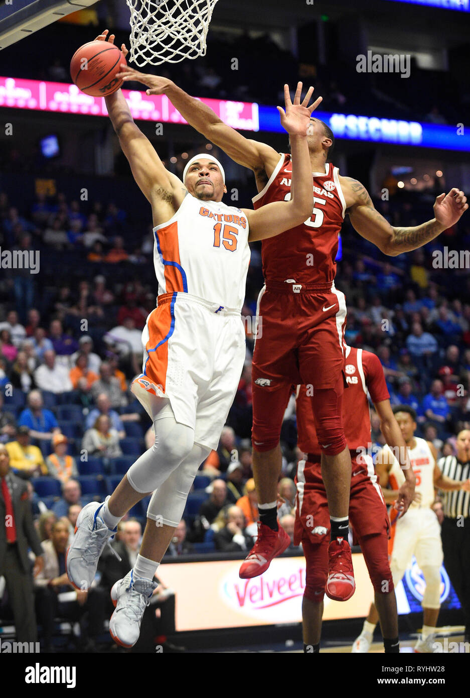March 14, 2019; Arkansas Razorbacks guard Jonathan Holmes (15) blocks ...