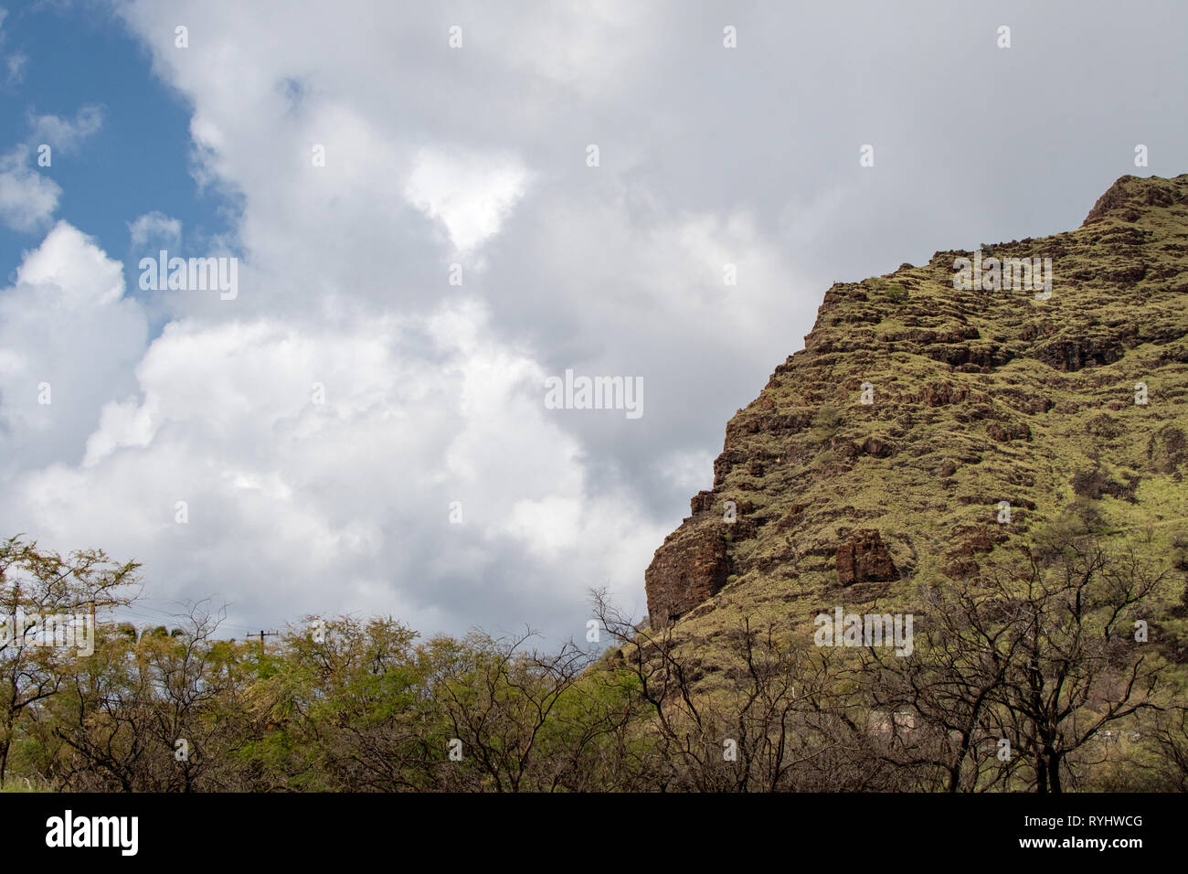 Hawaii Oahu Waianae Kai Forest Reserve mountains and clouds Stock Photo ...