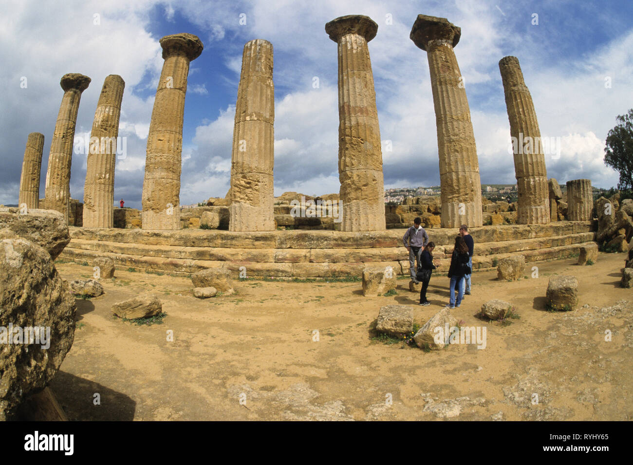Eracle temple hi-res stock photography and images - Alamy