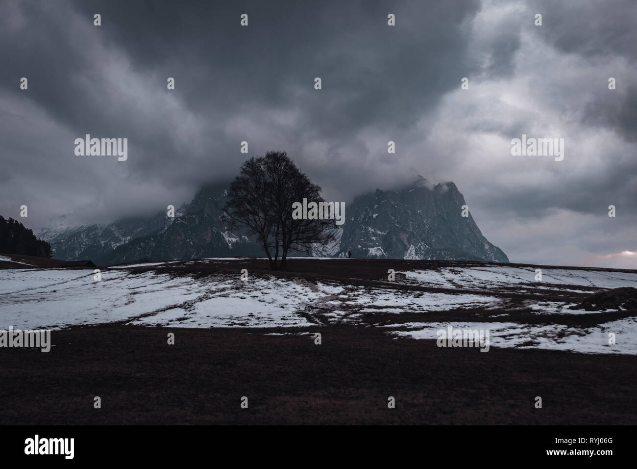 Cloudy Alps in Northern Italy (Seiser Alm Stock Photo - Alamy